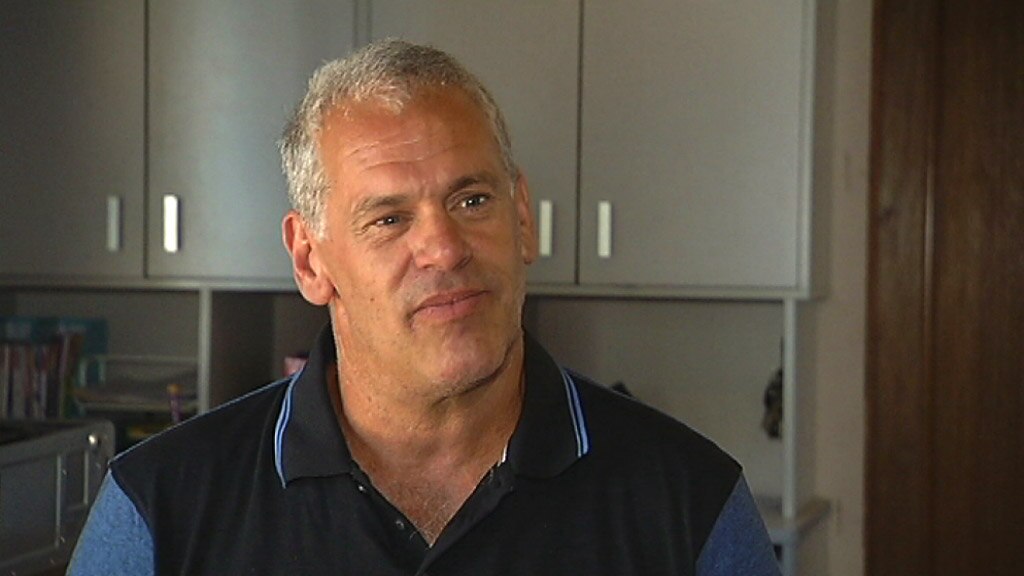 Blackouts worry Adelaide family of teenager reliant on machine for ...