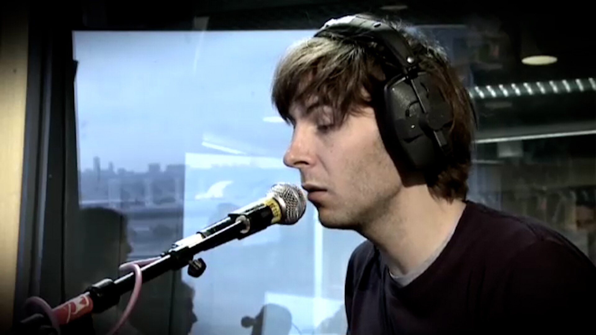 Phoenix covers Air [Ft. Gordon Tracks] 'Playground Love' for Like A ...