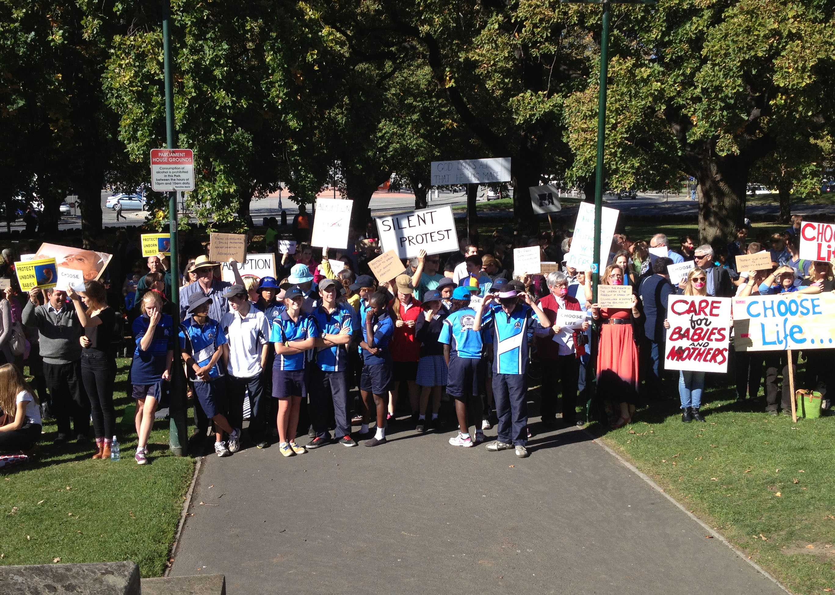 Children back at anti-abortion rally - ABC News