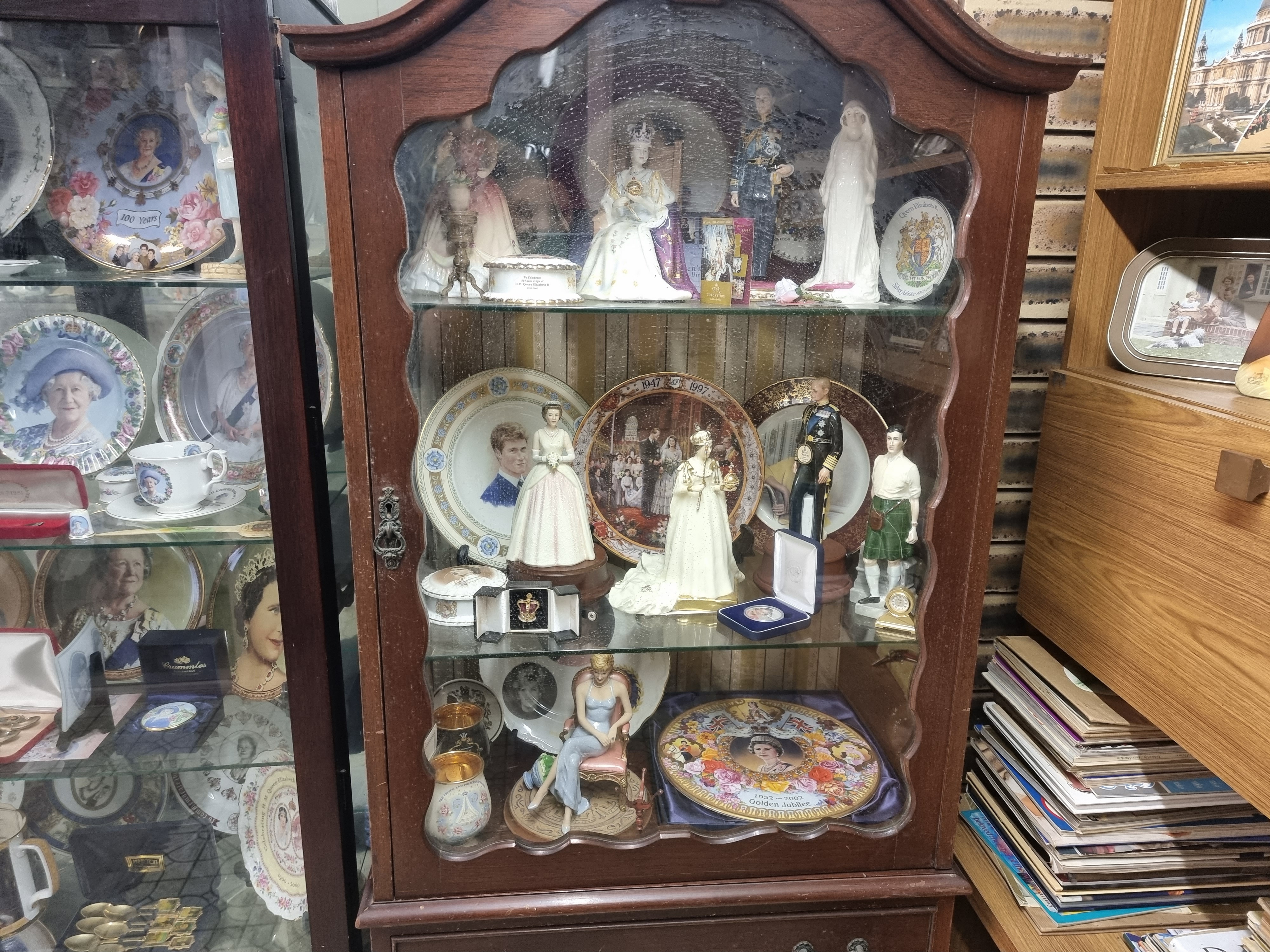 Royal memorabilia collector believes Queen's death signals time to hand ...