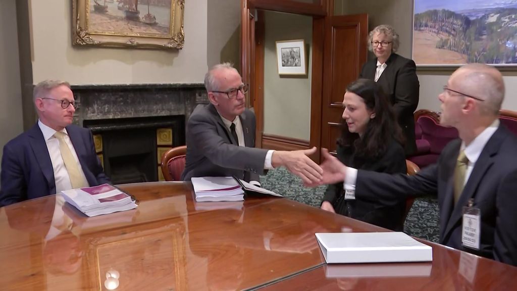 ICAC makes findings of corrupt conduct against two individuals - ABC News