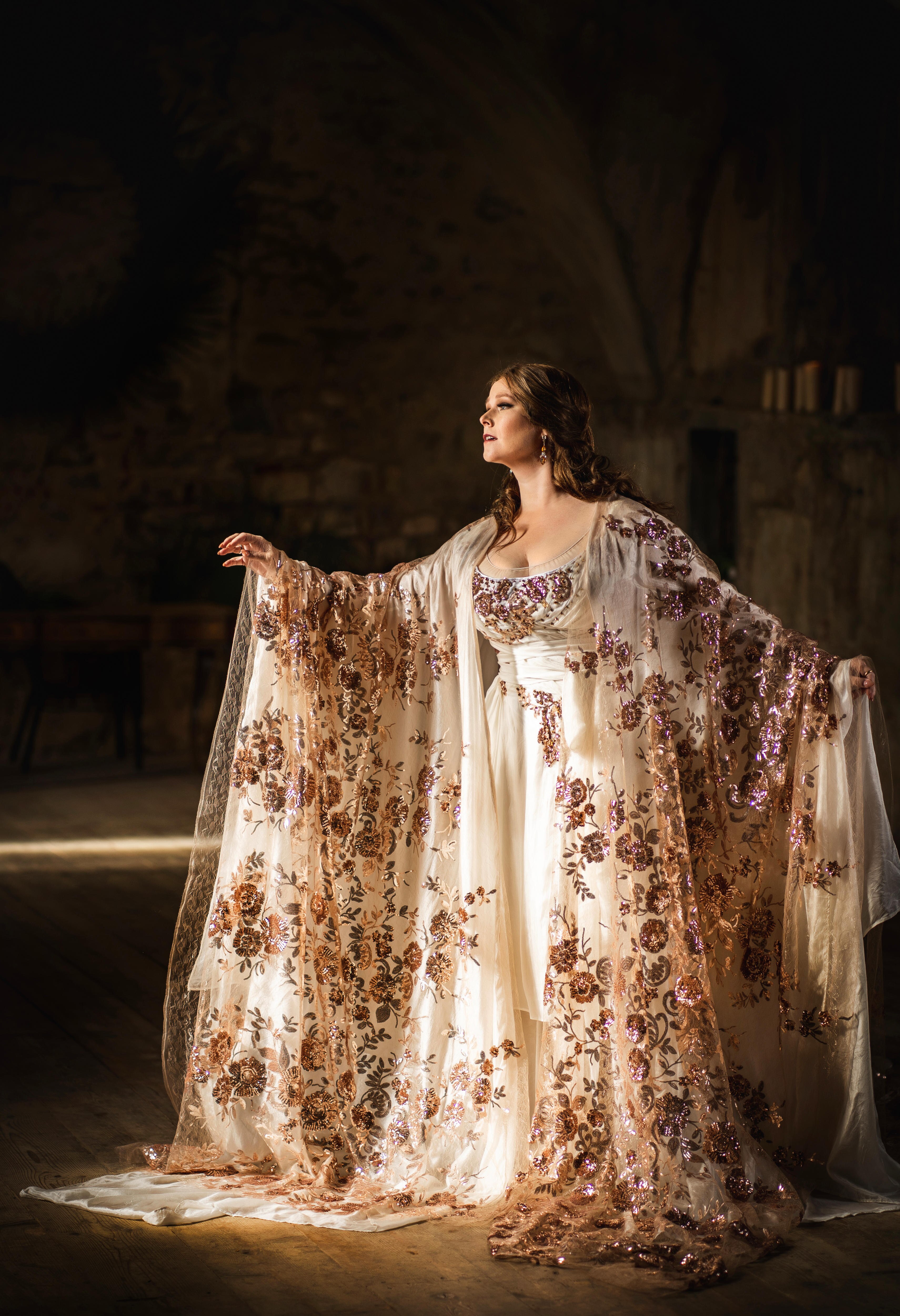 Jessica Pratt's Mad Scenes, learning Anindilyakwa with Shellie Morris ...