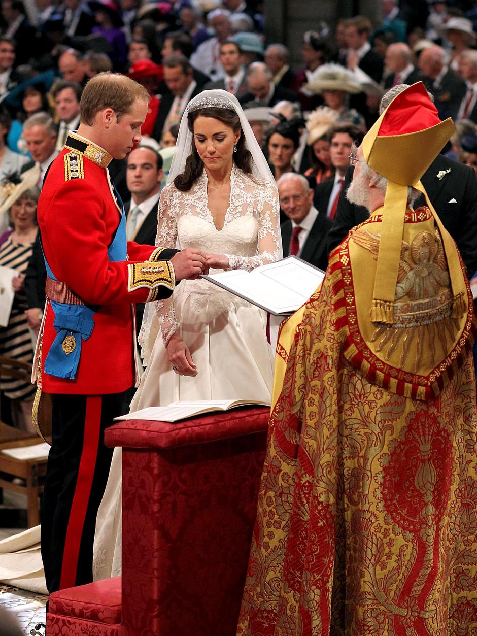 31 events that shaped 2011 - ABC News