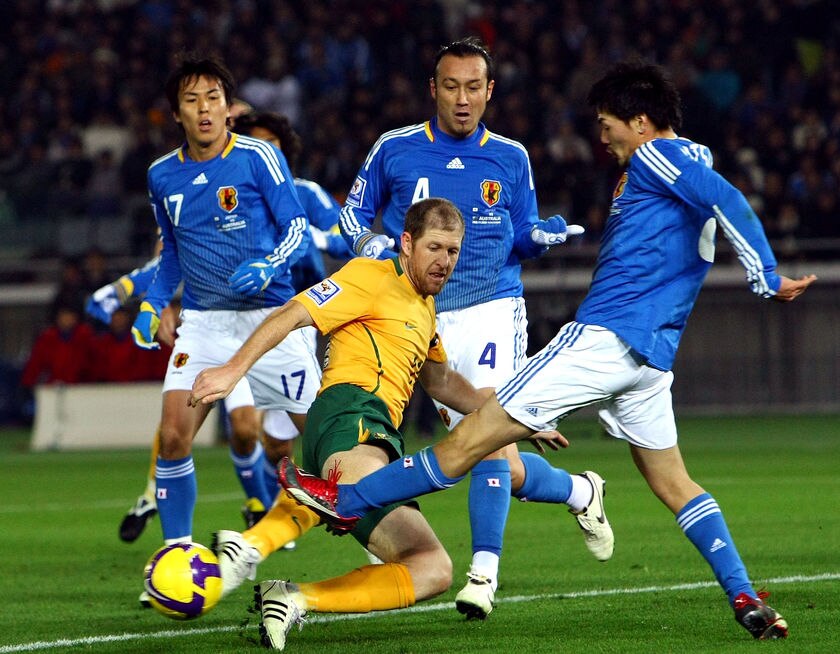 Socceroos pick up valuable point in Japan - ABC News