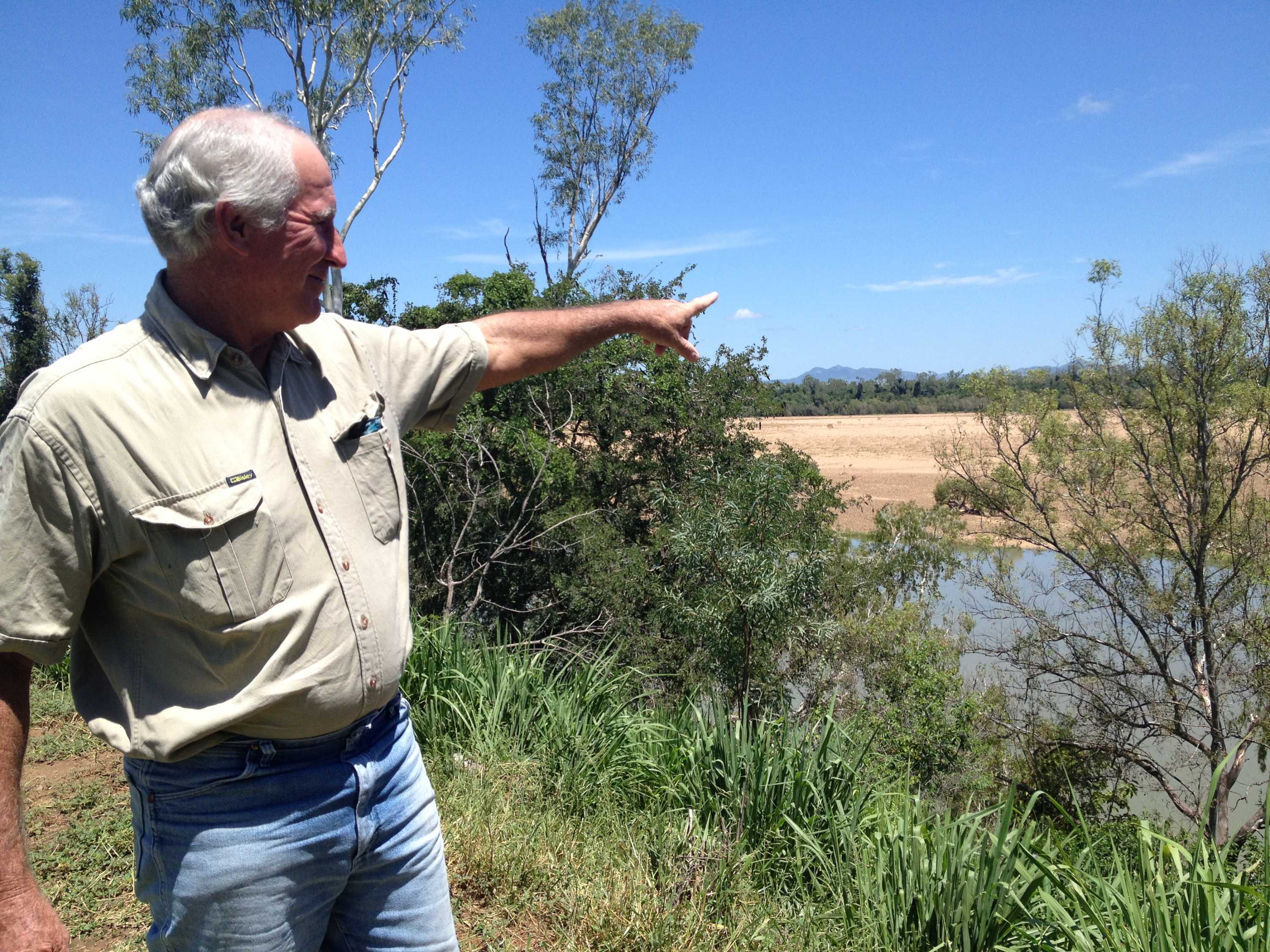 Dry conditions bite along north Queensland's coastal strip - ABC News