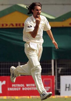 Katich misses ton but Aussies on top - ABC News