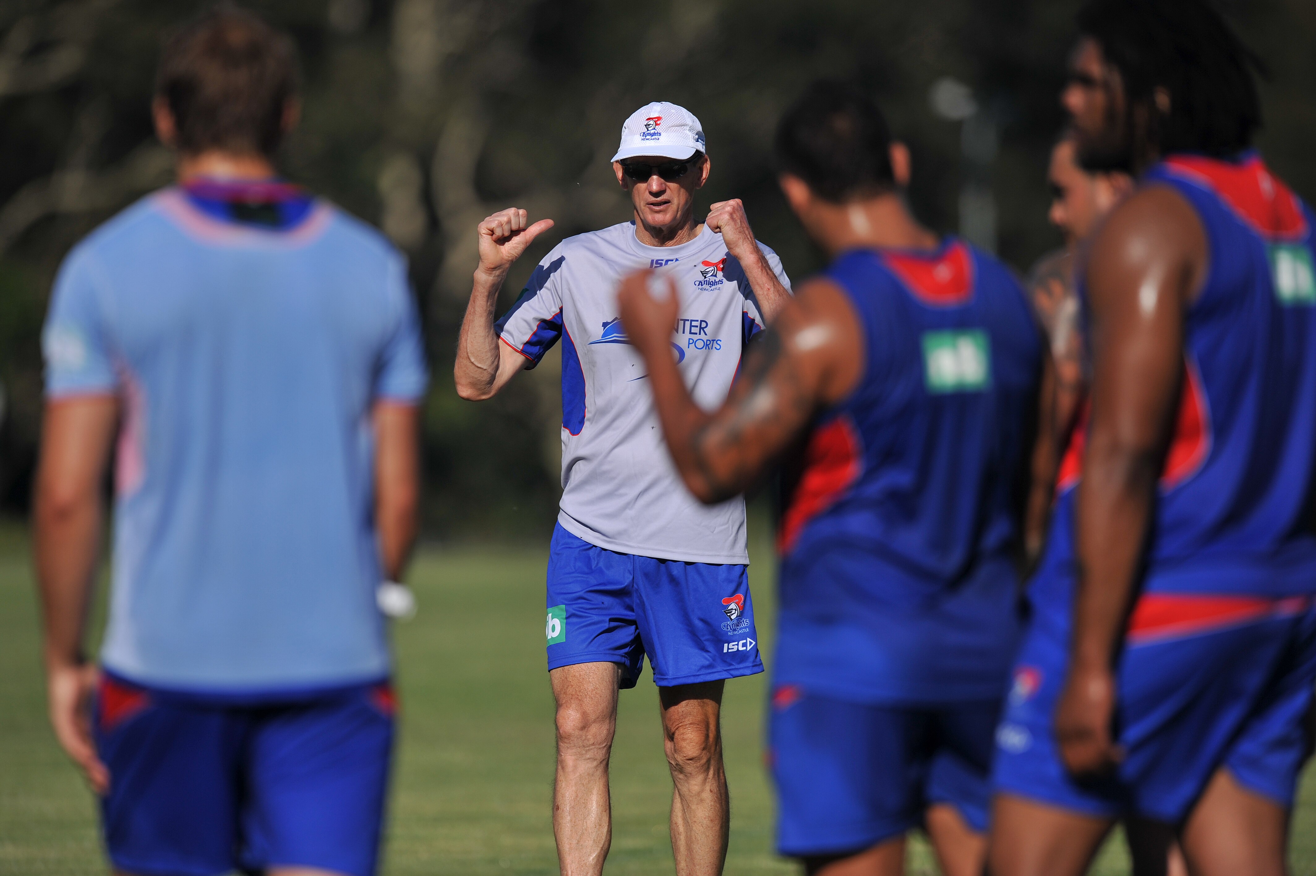 Knights premiership not unrealistic: Bennett - ABC News