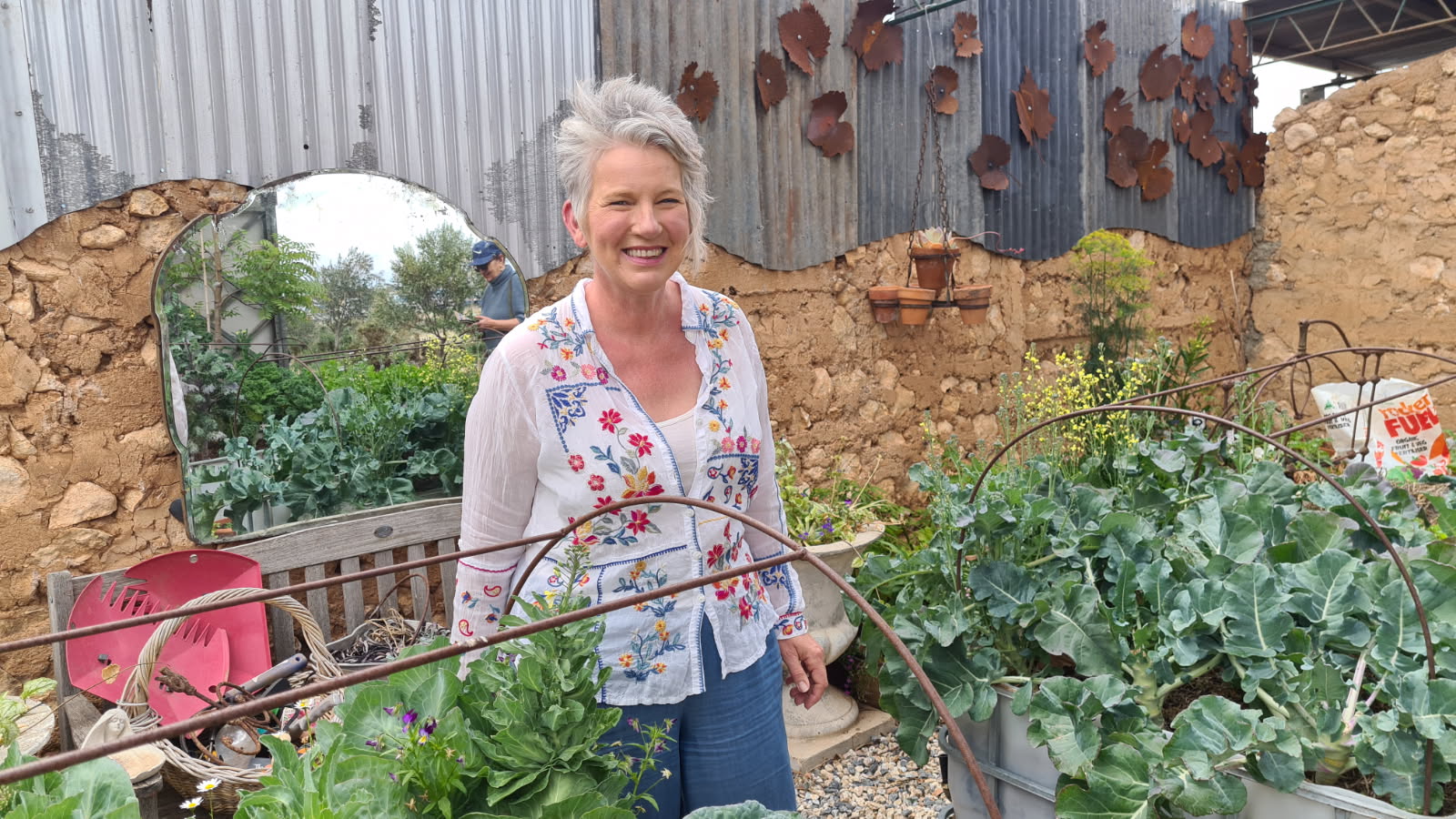 Sophie Thomson's tips for protecting your home garden from a heatwave ...