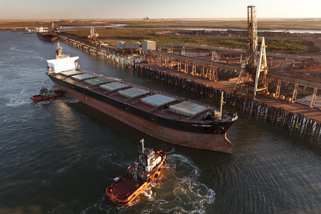 Tugboat engineers plan strike in Port Hedland - ABC News