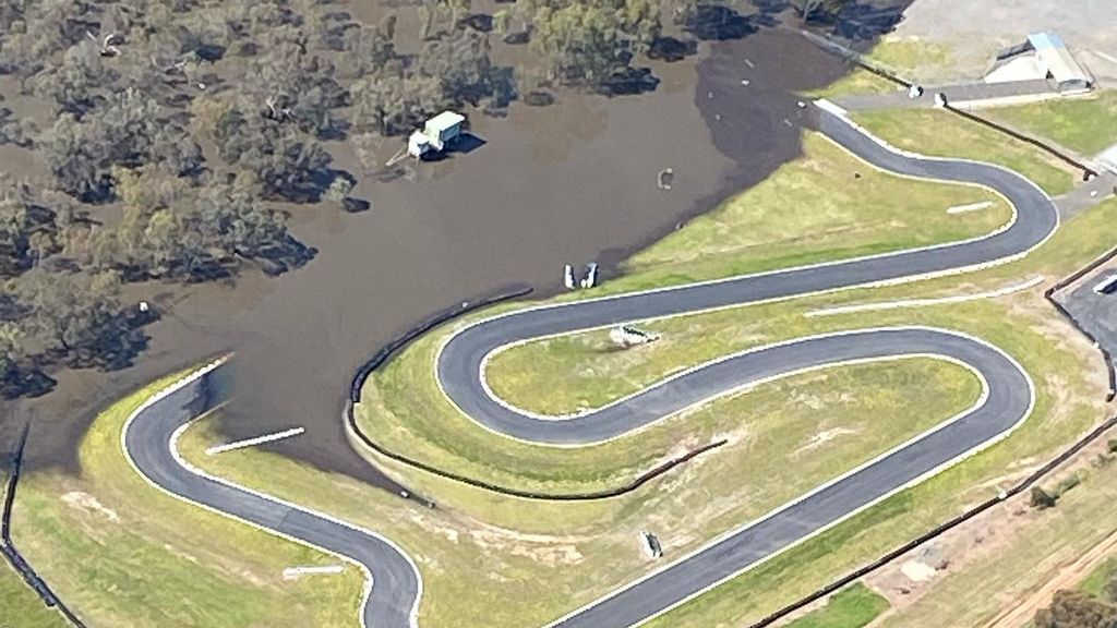 Kart track flooding Horsham - ABC News