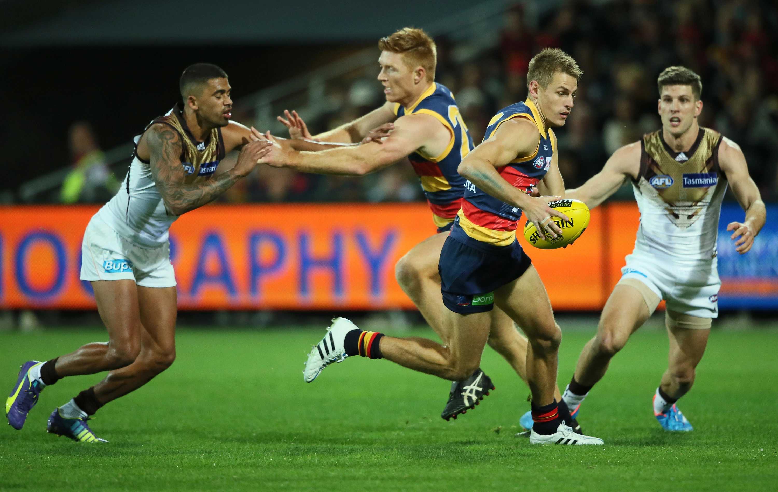 Crows vow not to be distracted by Hawthorn skills and 'unsociable ...
