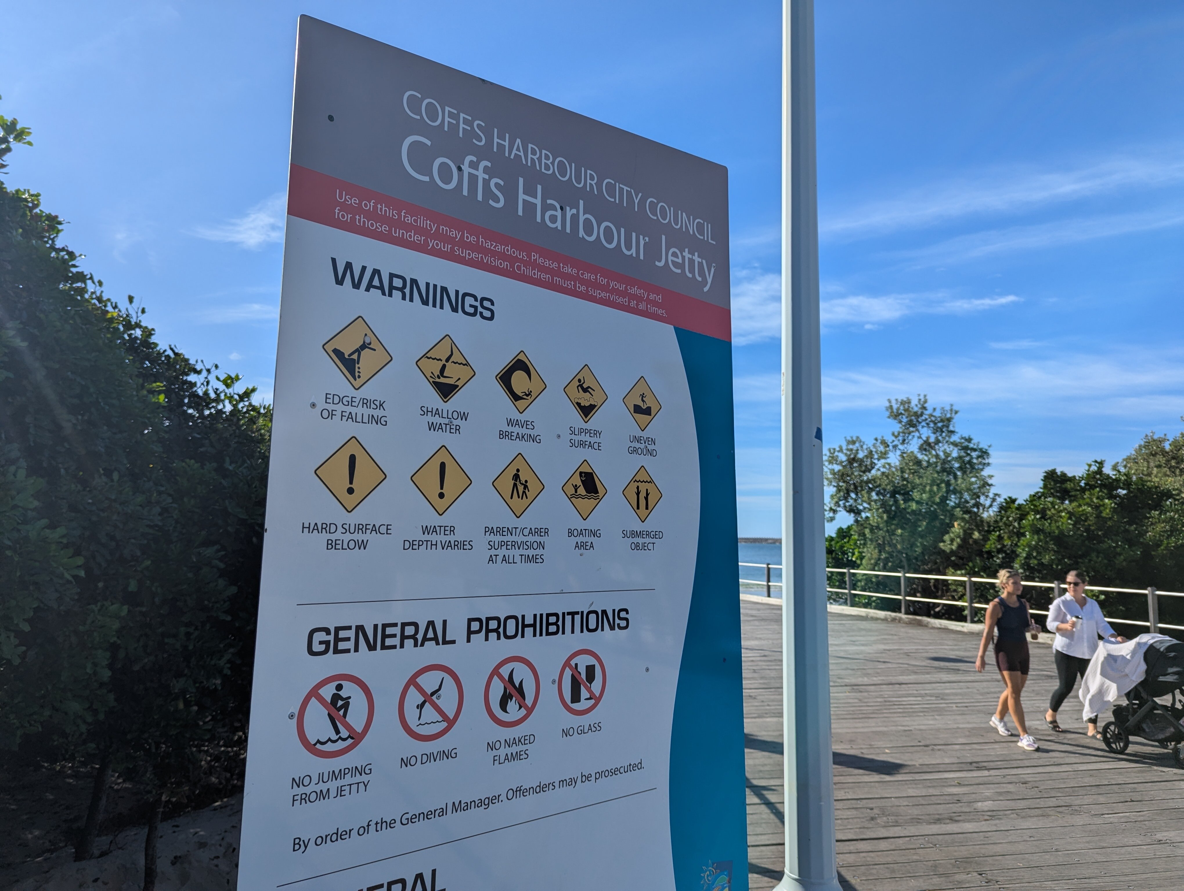 Coffs Harbour Jetty safety railings unchanged despite council's ...