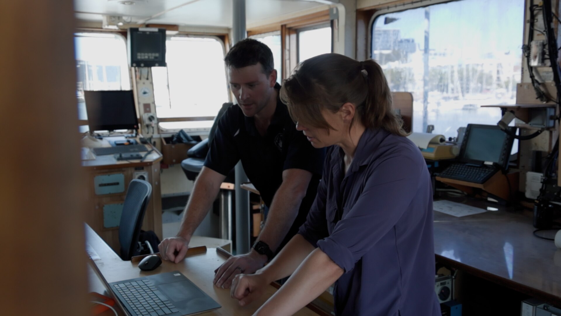 Scuba diving to find oil in Solomon Islands' corroding World War II ...