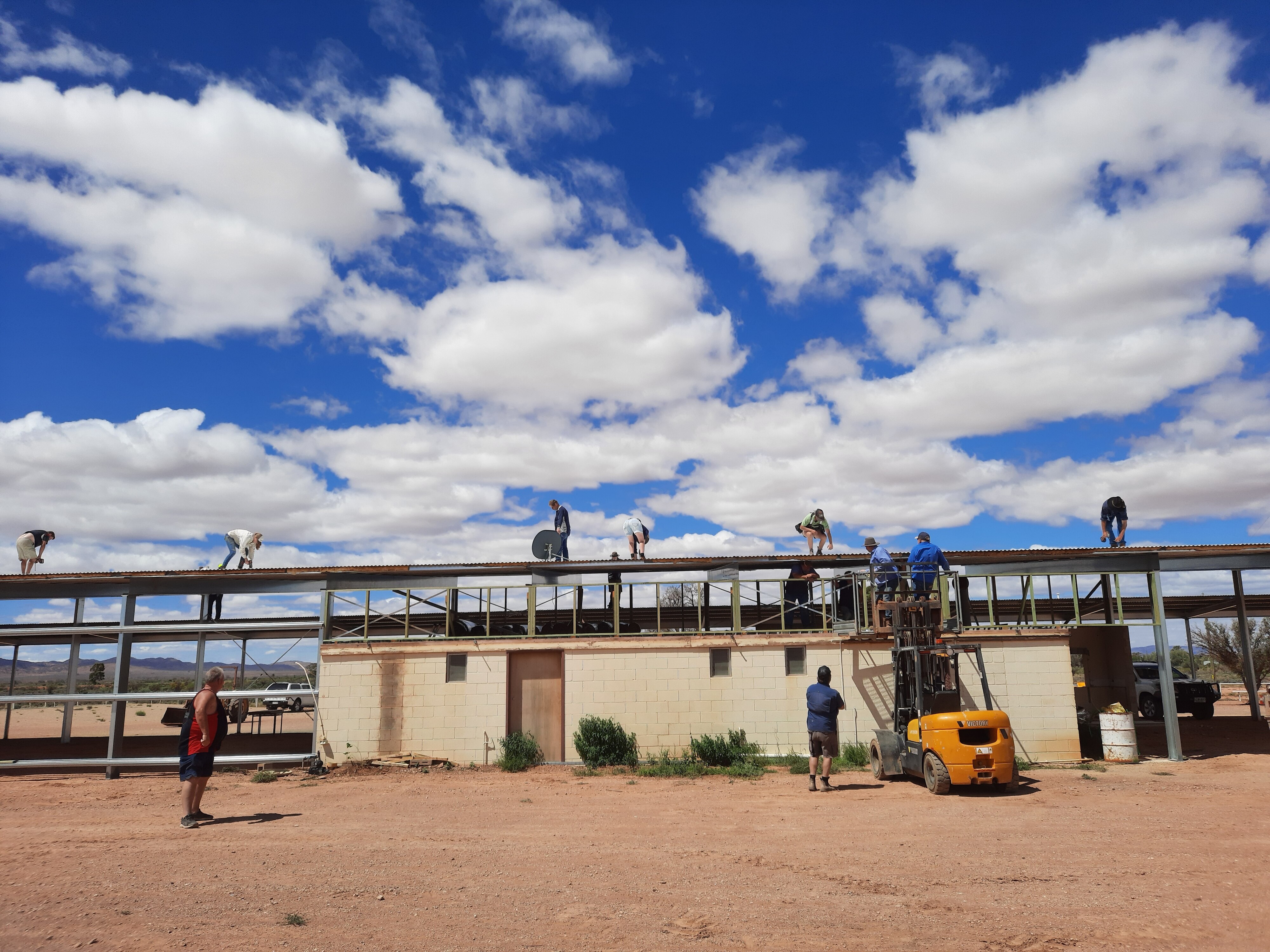 Yunta Race Club revitalised after volunteers spend 4,000 hours on ...