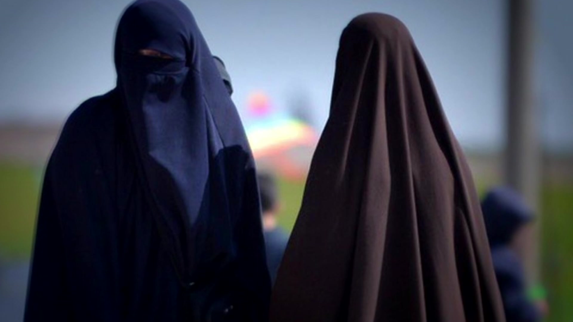 'ISIS Brides' Attempt to Return to Australia - ABC News