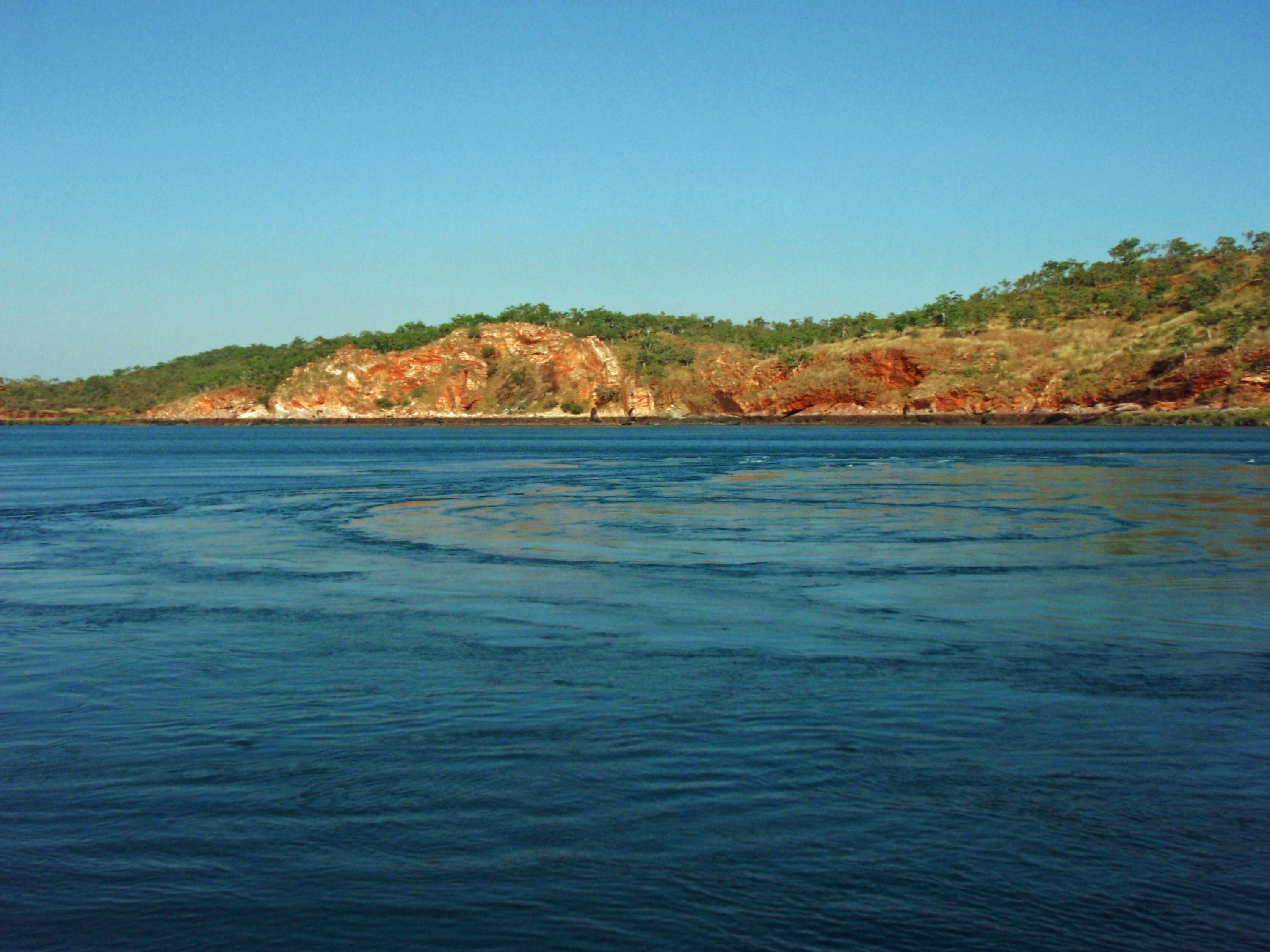 Hundreds of islands under Mayala native title claim - ABC listen