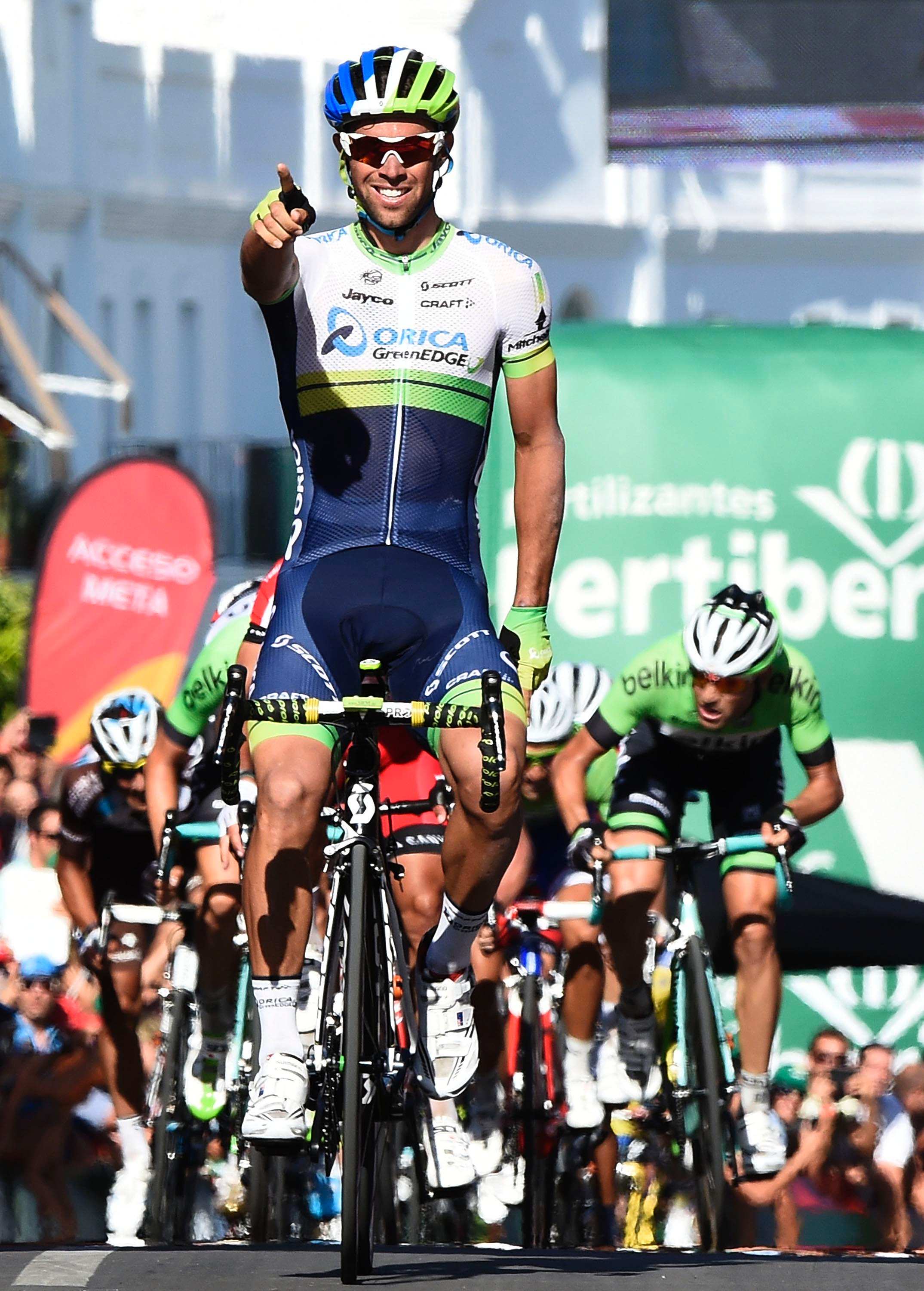 Australian cyclist Michael Matthews wins stage three sprint finish to ...