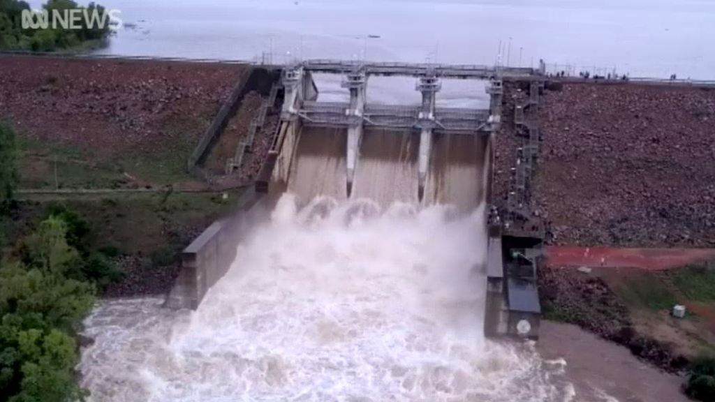 The Ross River Dam spillway on Thursday — before Townsville Council ...