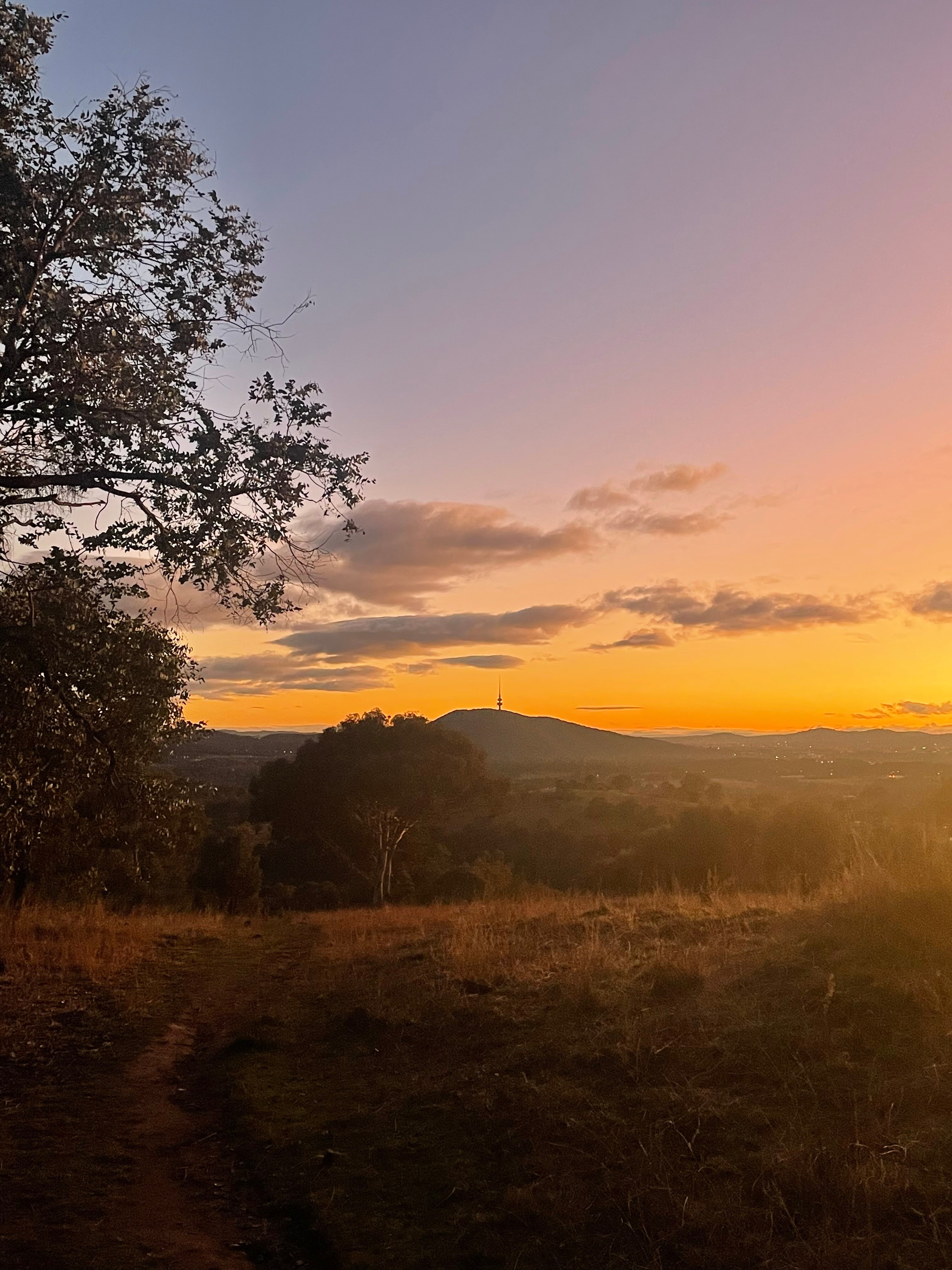 Walking Canberra: Oakey Hill - ABC listen