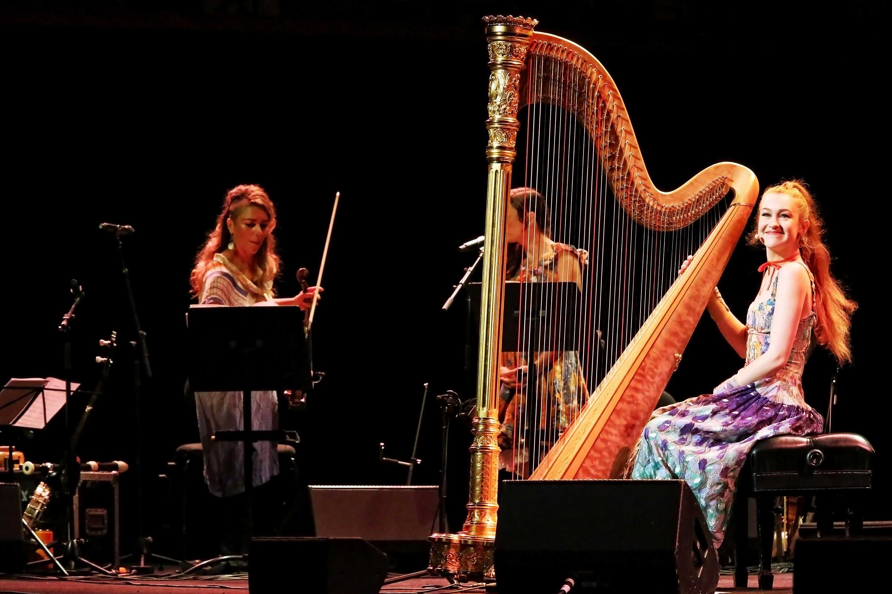 Dylan Lewis harps on - ABC listen