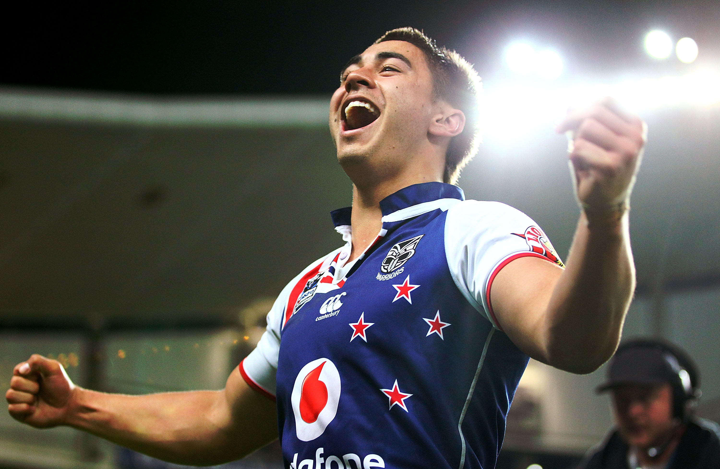 Rookie half-back Johnson commits to Warriors - ABC News