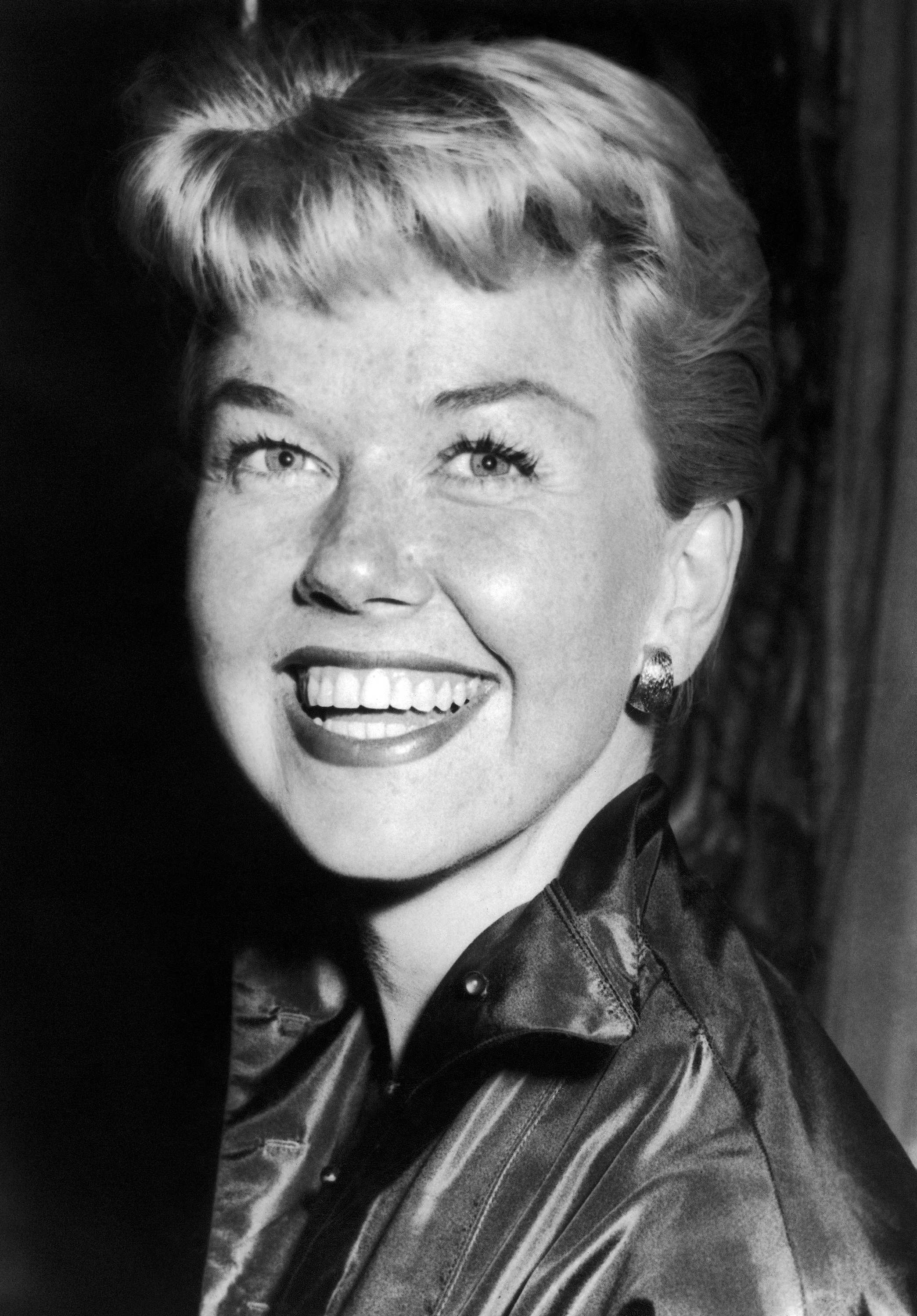 Doris Day dies aged 97, her foundation confirms - ABC News