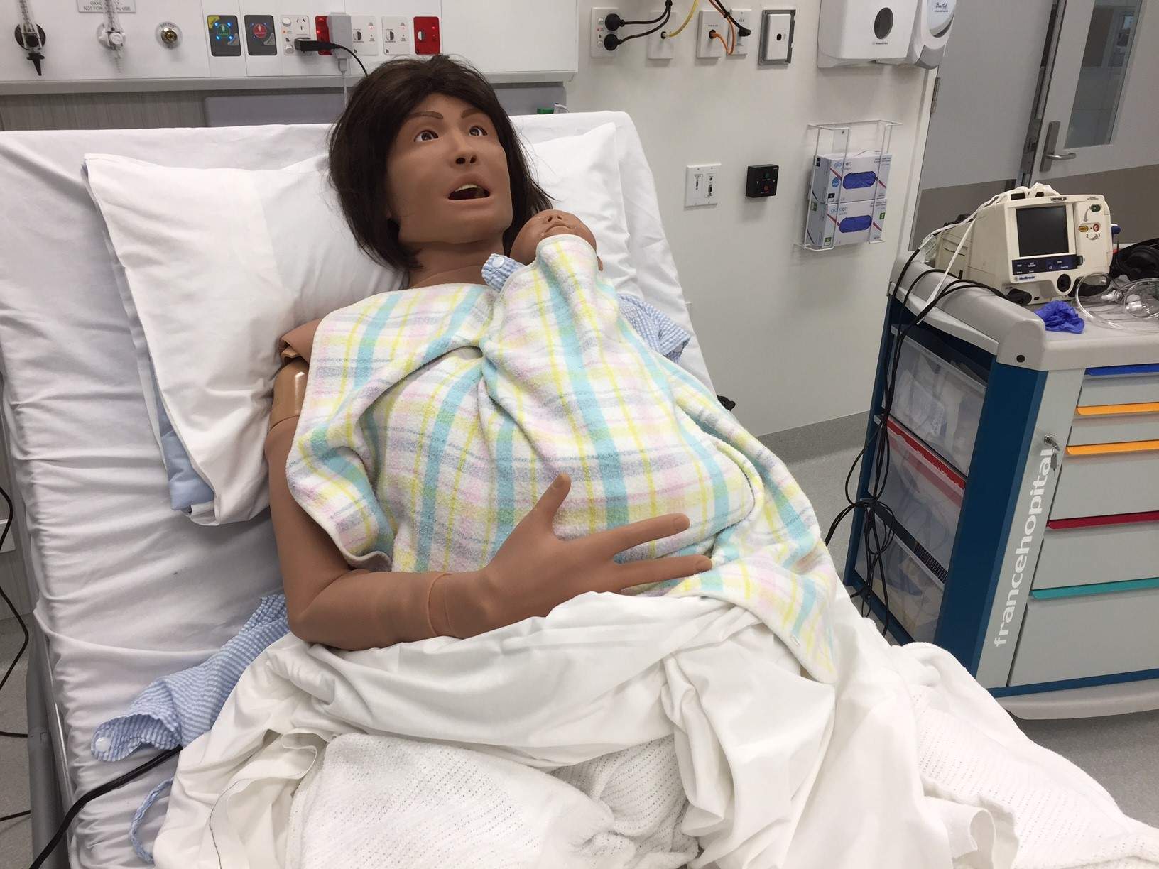 Simulated birth experience at new Adelaide Medical Centre - ABC listen