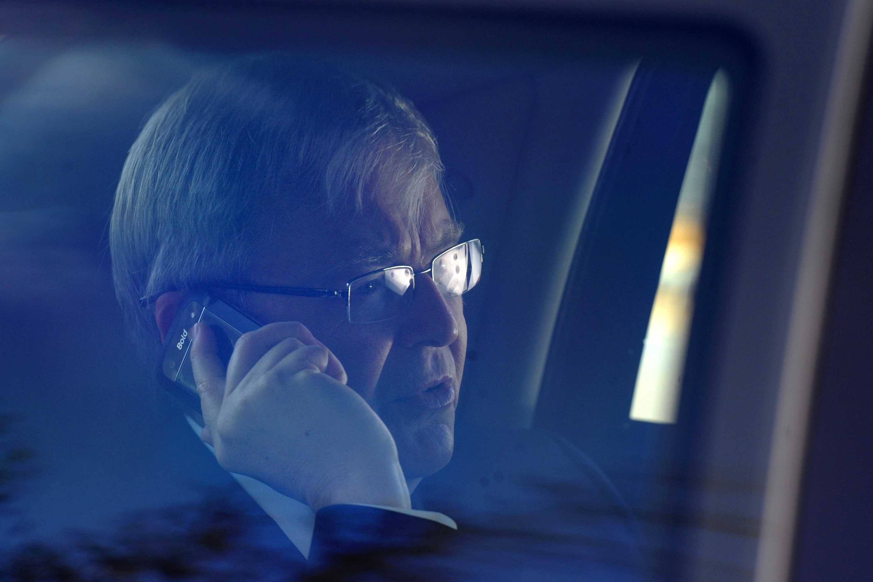 Kevin Rudd dismisses criticism from Fairfax chairman Roger Corbett ...