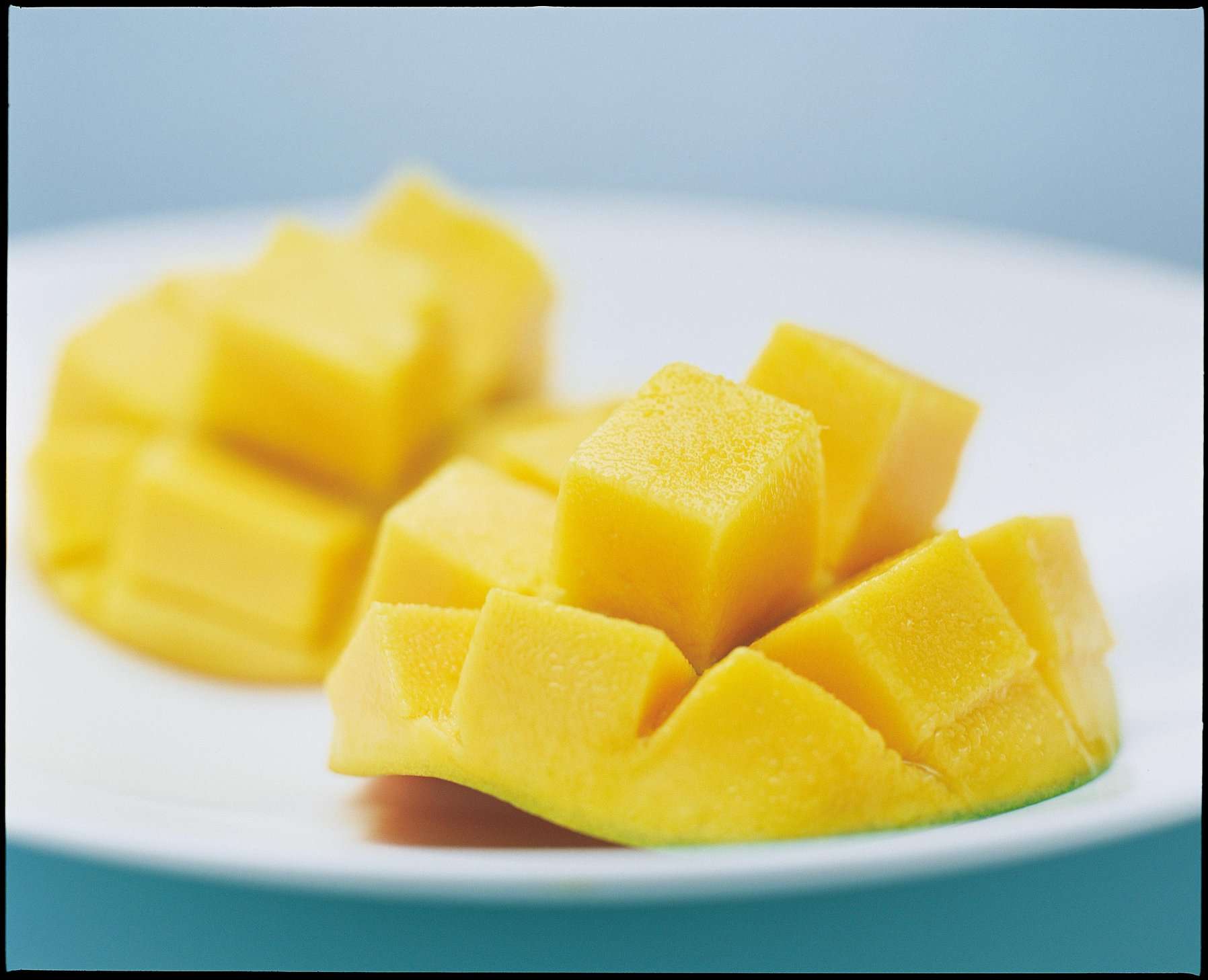 NT mango season heating up, as growers pick 100,000 trays in a week ...