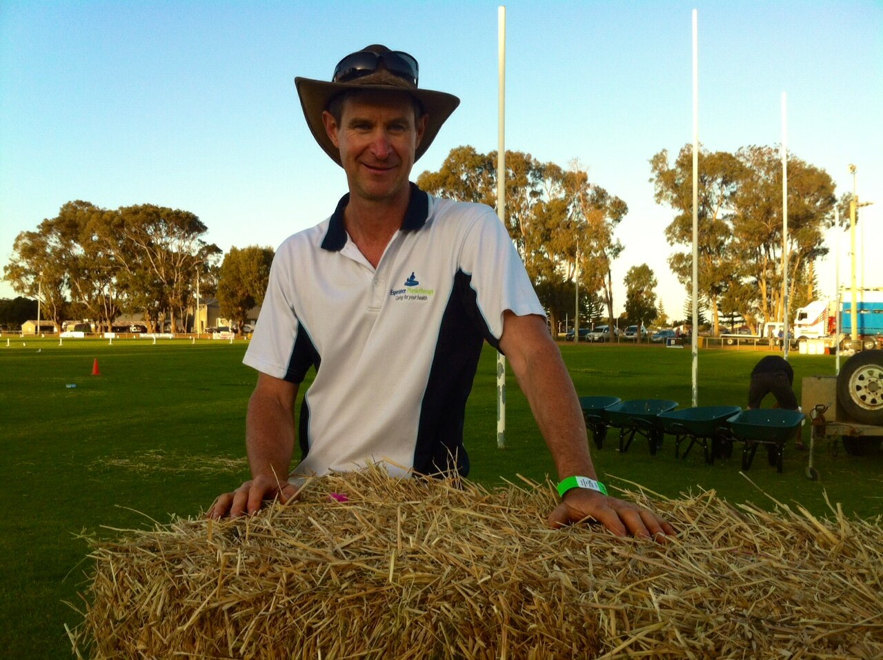 Farmers put through their paces in inaugural Farm Fit Challenge - ABC News
