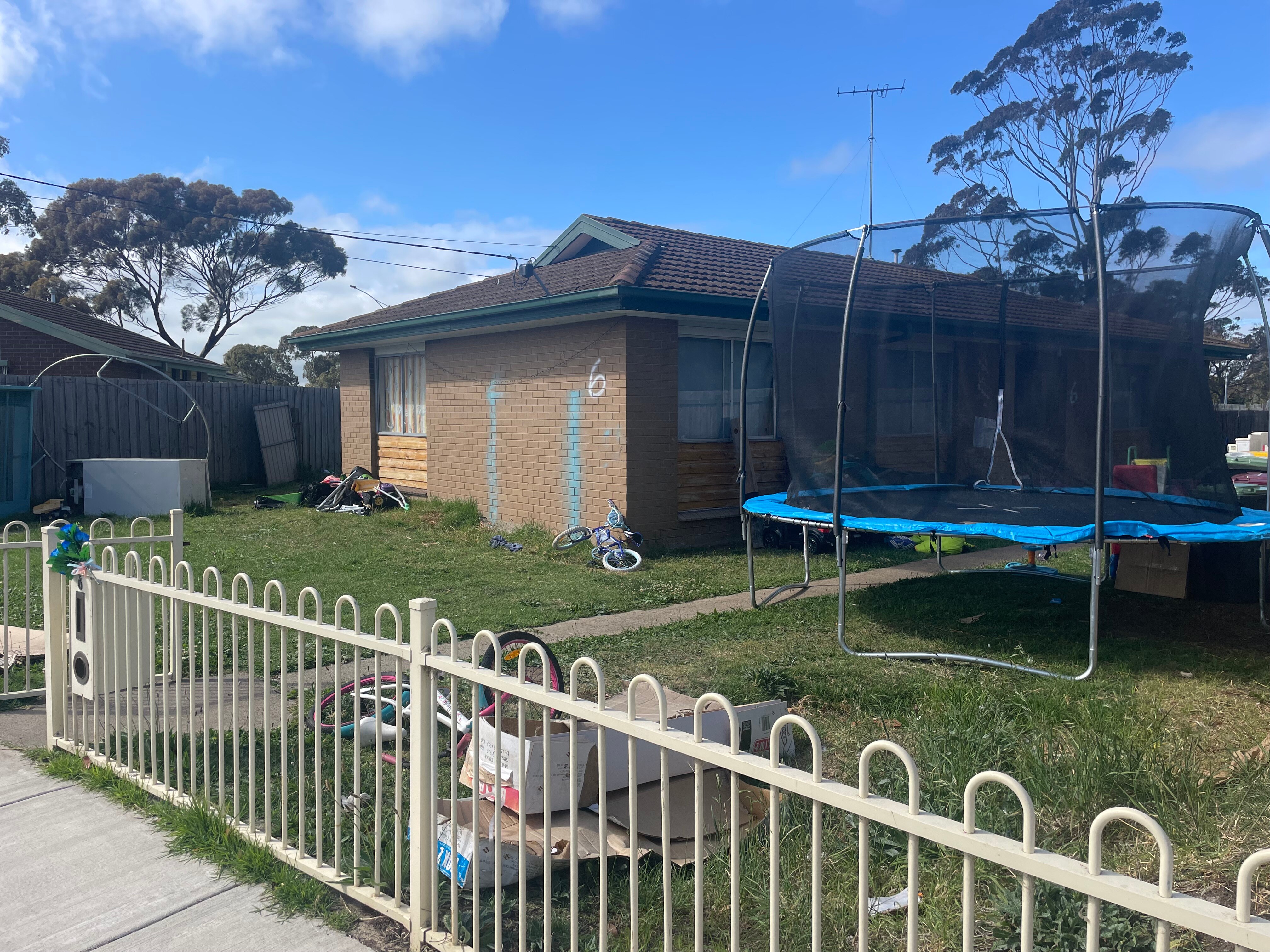 Third child dies after Geelong shed fire, 6yo girl still in critical ...