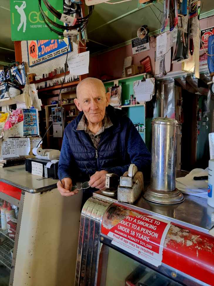 Owners of Cunnamulla's Rosslyn Café retire after 56 years behind the ...