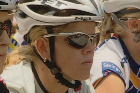 Aust cyclist makes emotional comeback - ABC News