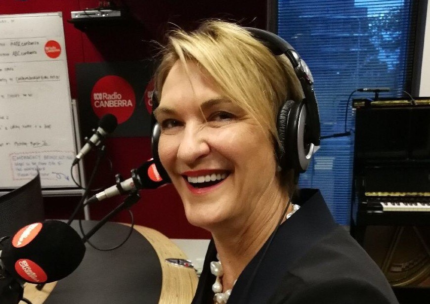 What is the science behind body language? Dr Louise Mahler explains ...