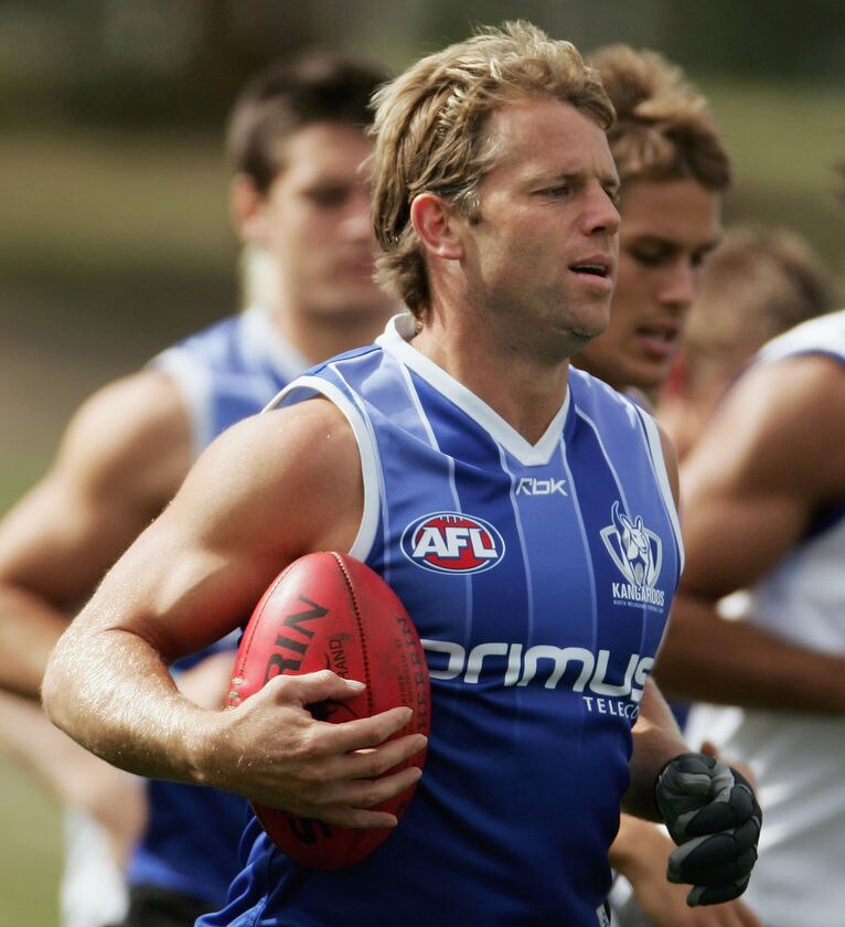 Archer feeling 'surreal' about setting Roos' record - ABC News