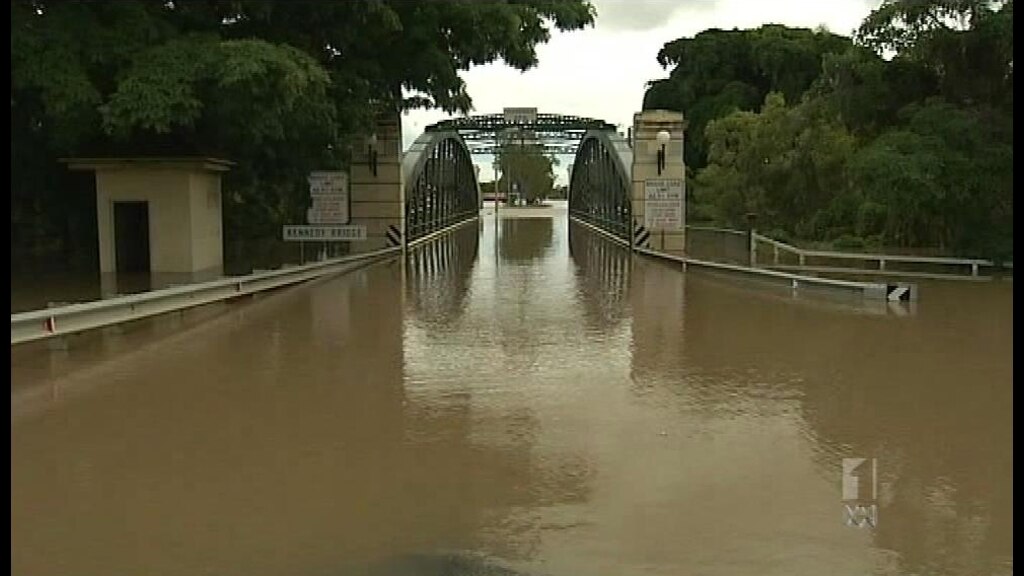 Floods inquiry hears of drainage problems - ABC News