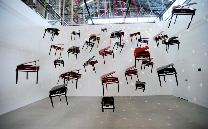 Sculptor Unsworth honours his wife through art - ABC News