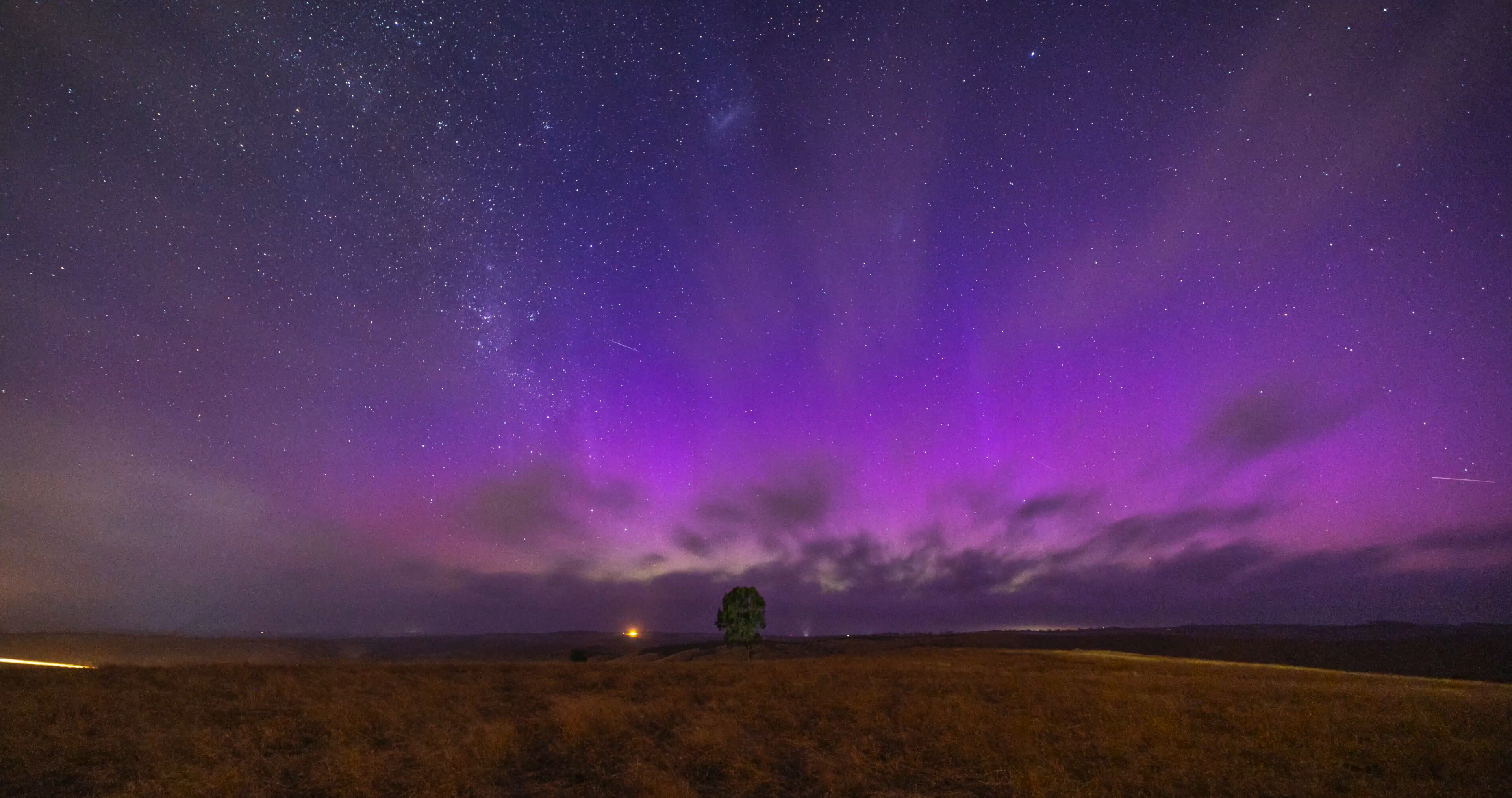 William Godward's time-lapse of aurora australis seen from Adelaide ...