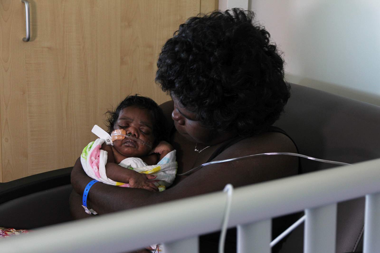 Australian-first journey uses 'ICU fit for the skies' to save ...