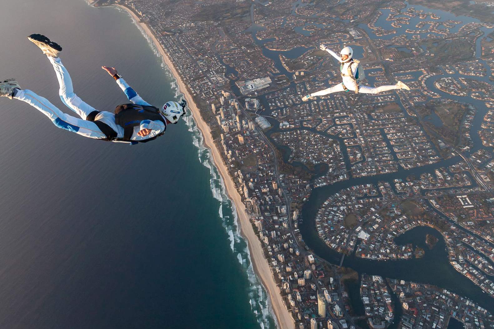 World Parachuting Championship hits the heavens above the Gold Coast ...