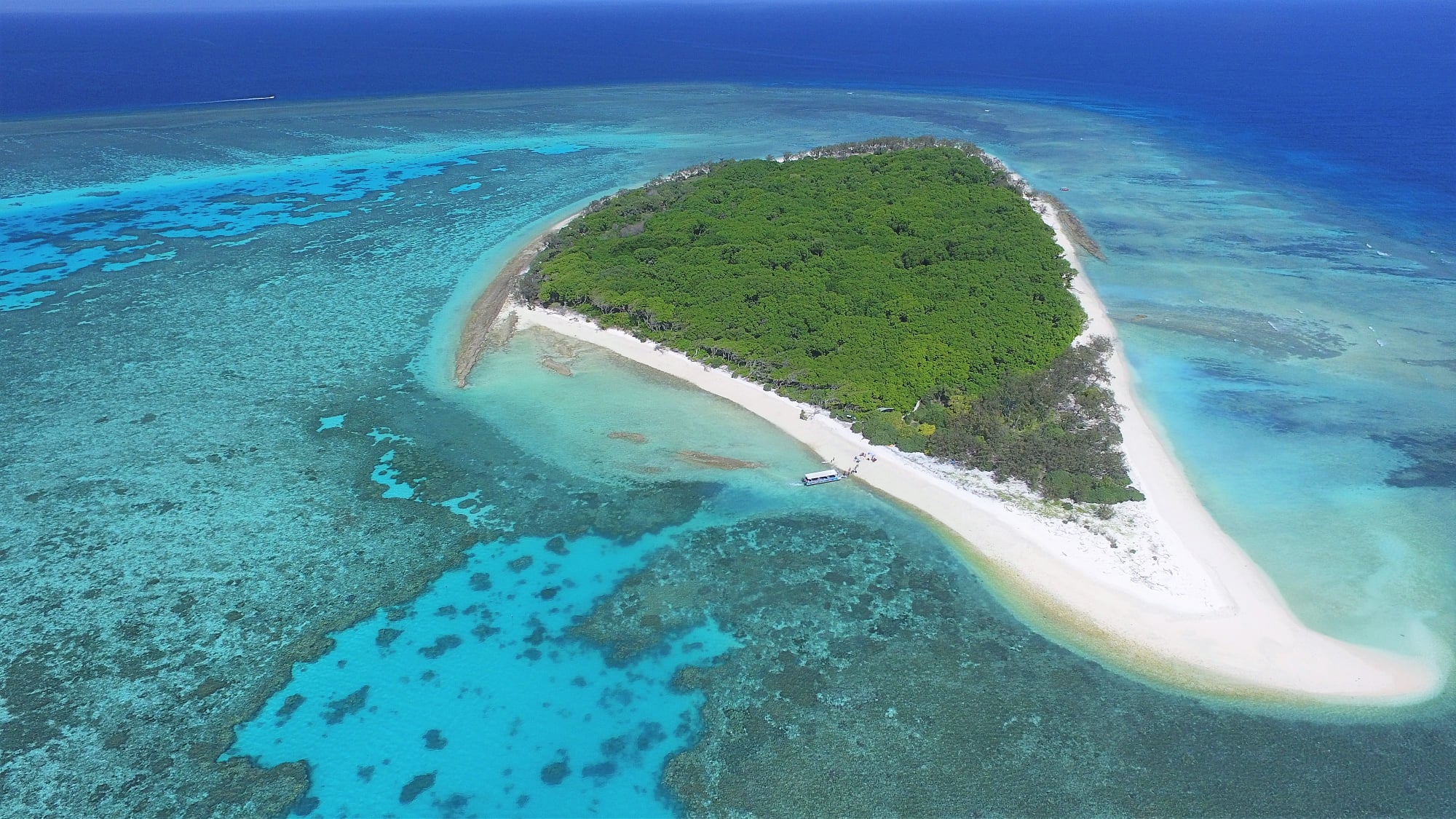 Lady Musgrave Island upgrades add comfort to Great Barrier Reef ...