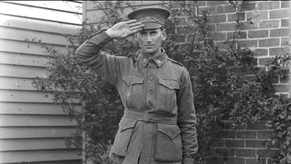 Grief and Glory : World War One Photographs - ABC News