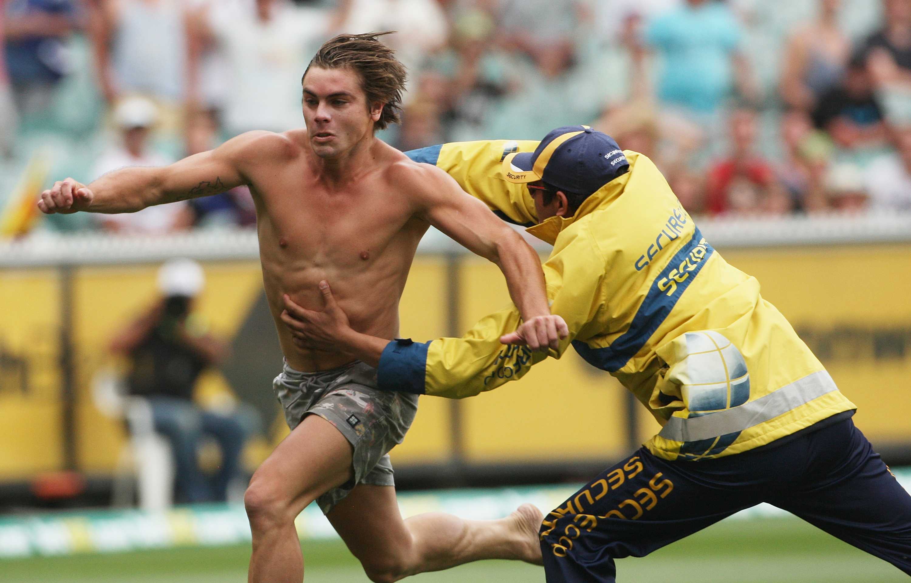 As it happened: Second Test Day Two - ABC News