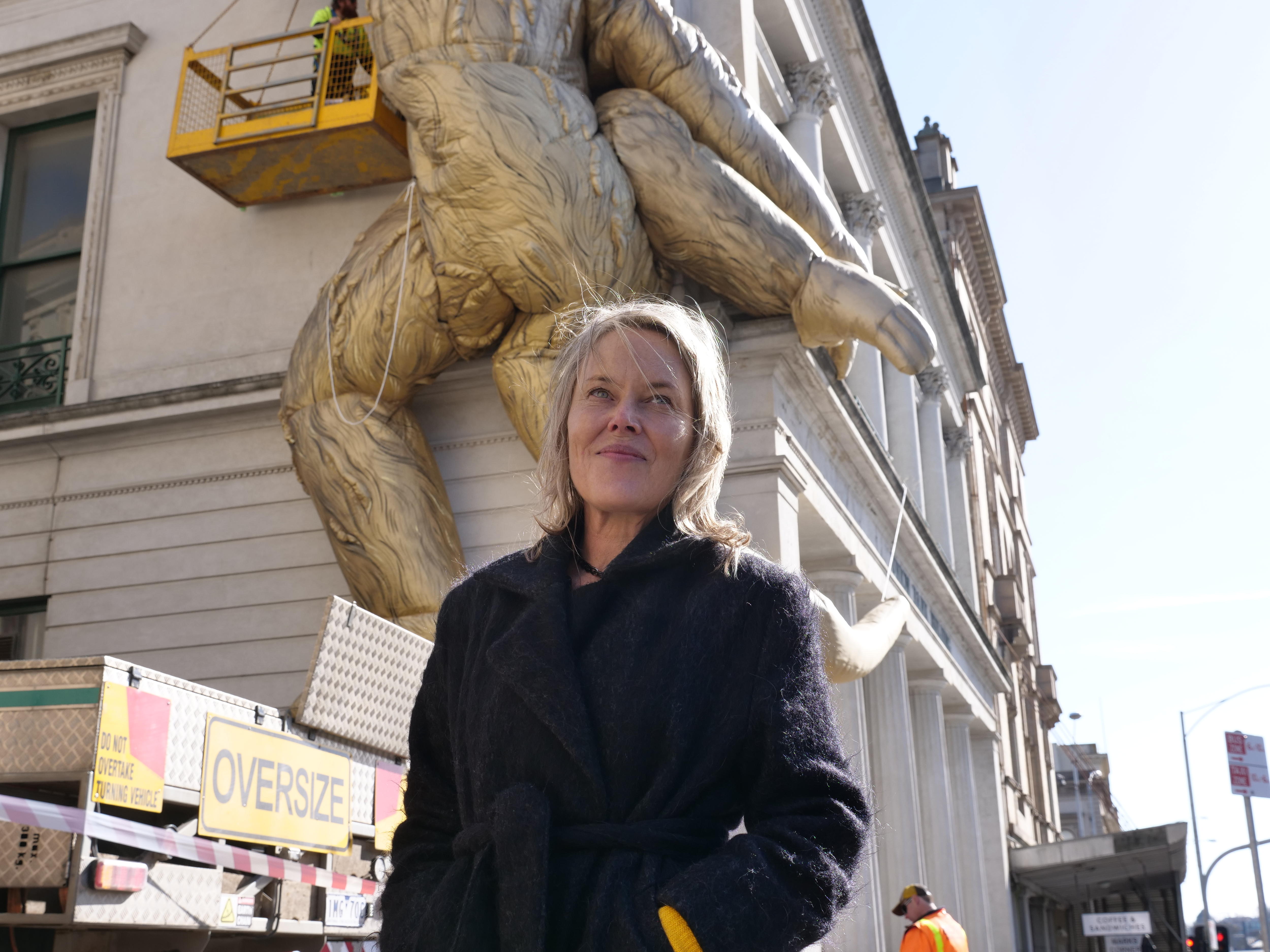 Lisa Roet installs giant golden monkey on building for Ballarat ...