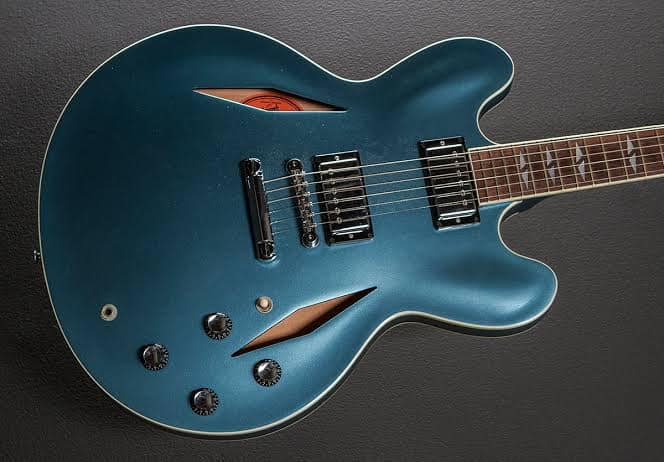 Queanbeyan man 'devastated' by theft of jewellery,…