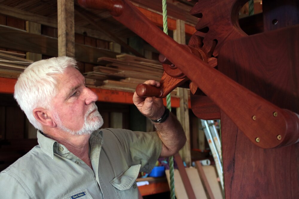 World's largest wooden clock gives WA town hope of tourism revival ...