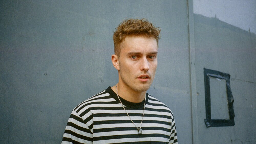 Sam Fender announces his largest Australian tour yet - triple j