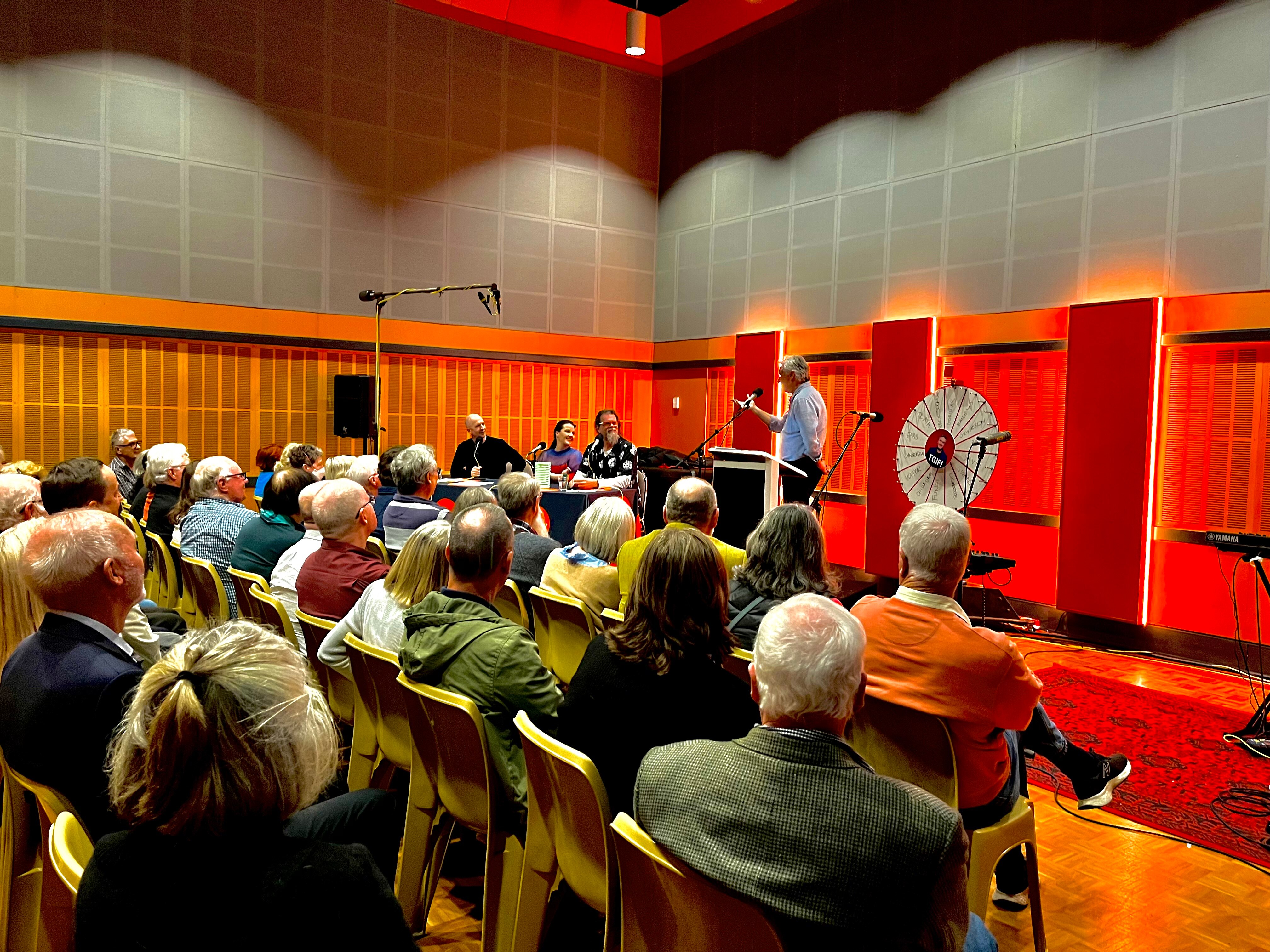 Thank God it's Friday! with Richard Glover - ABC listen