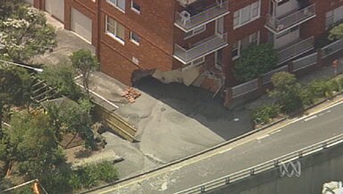 Road reopens as Sydney building collapse site stabilised - ABC News