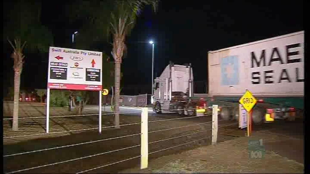 Man killed in forklift crush - ABC News